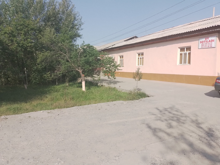 Zudlik bilan uy sotiladi