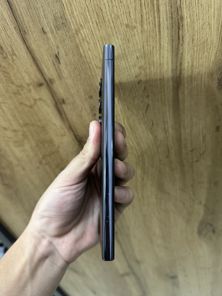 Samsung S23 Ultra Rassrochka Naht