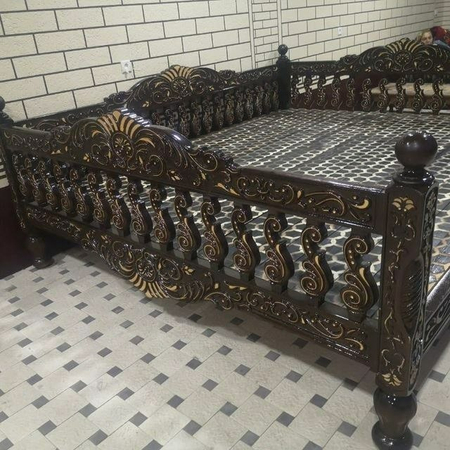 Сури караван тапчан