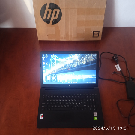 Noutbuk  HP   CORE I5   8/256  Video Kartasi bor