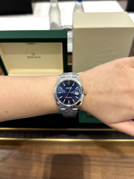 NEW Rolex Datejust 41mm Steel 126300 Blue
