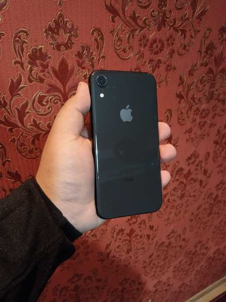 iPhone XR Black 64Gb