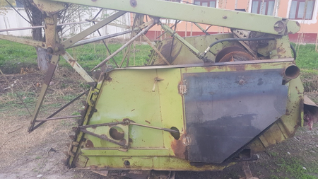 Maral  traktor 281