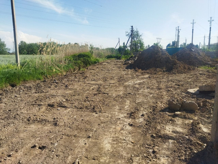 Кибрай тумани маркази атрофидан 6 соток ер сотилади