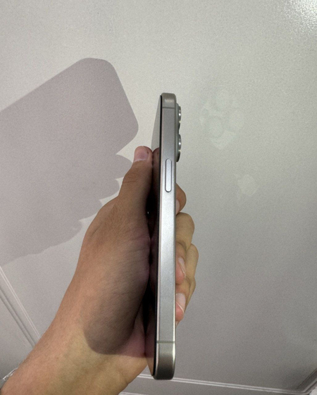 iPhone 15 pro Icloud yengi tel