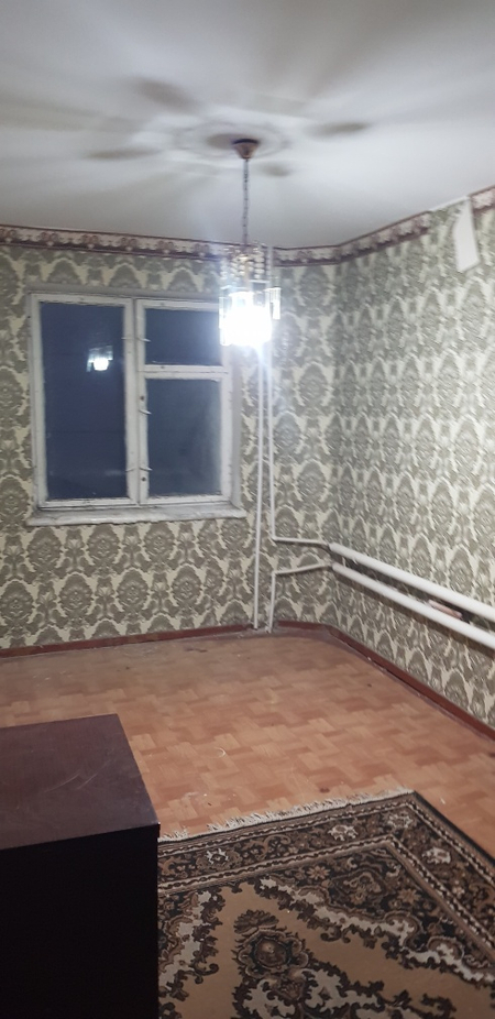 Quvasoyda 2 xonalik kv sotiladi kollej oldida