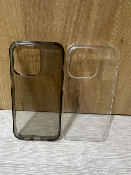 Iphone 12 Pro va 13 Prolarga chehollar bor xolati yangidek