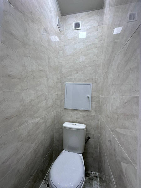 Юнусабад 11кв 2в3/2/4не торец 50м² СРОЧНО