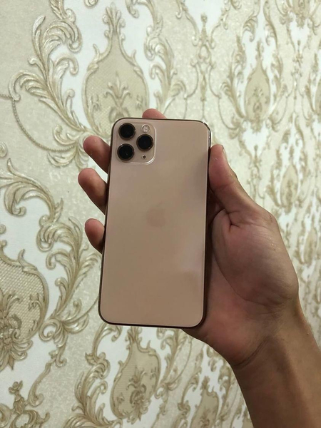 Iphone yomks74  pamyati 64