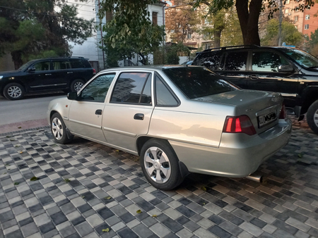 Продаётся своя Нексия 2