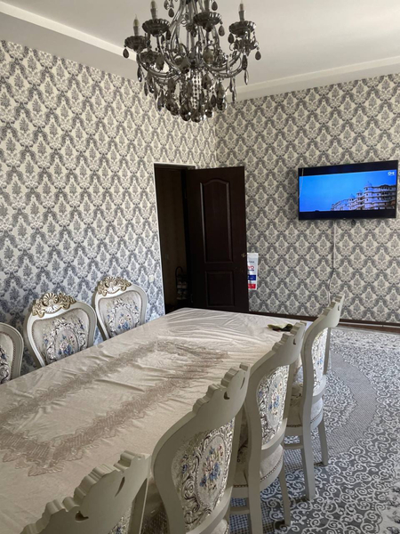 Продаю свою квартиру срочно 2 комн 2 этаж 54кв м Кара сув Авайхон 54