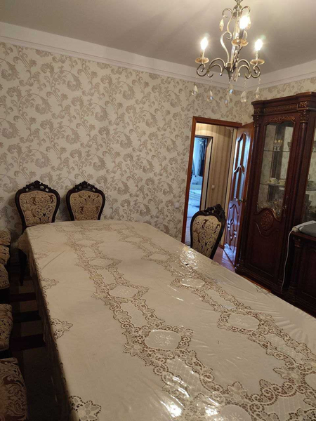 Продаётся 4 комн.квар. площ-105кв.м. Чиланзар-Ц кв.