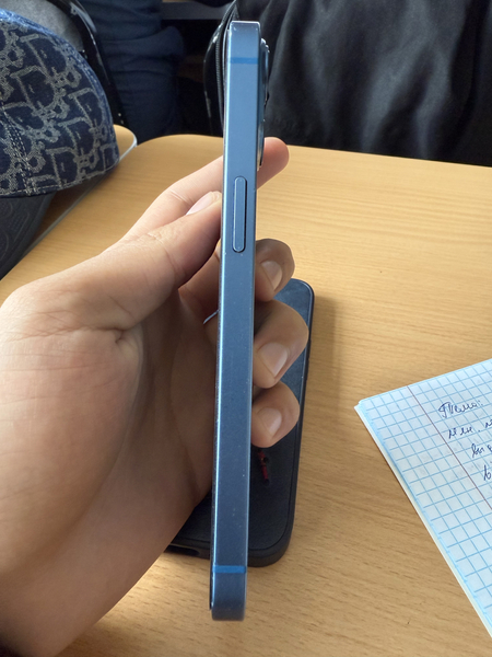 Iphone 13 srocna 128 pamit 86 yomkist 320 $
