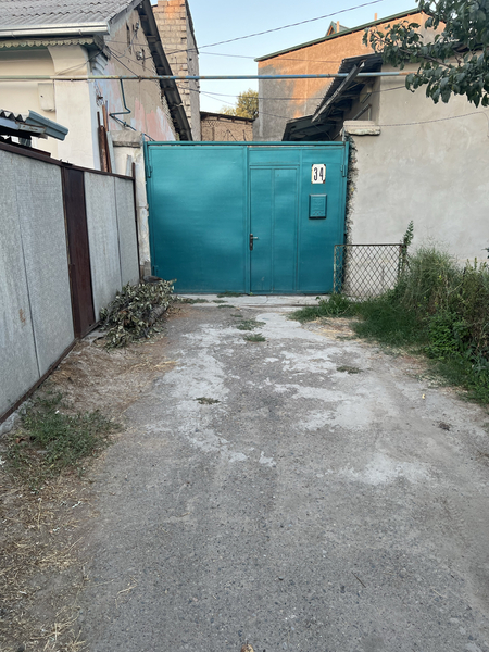 Продается участок возле ИНХА
