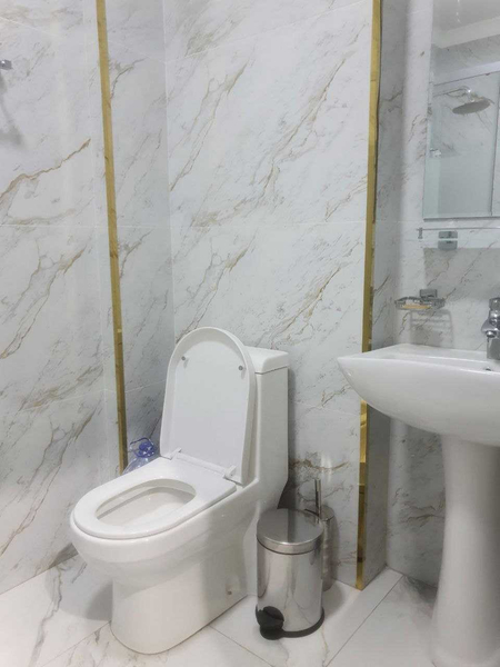 Продается Люкс 2х комн квартира Ц2, 40 м2, Басри Баба Алайский, (7144)
