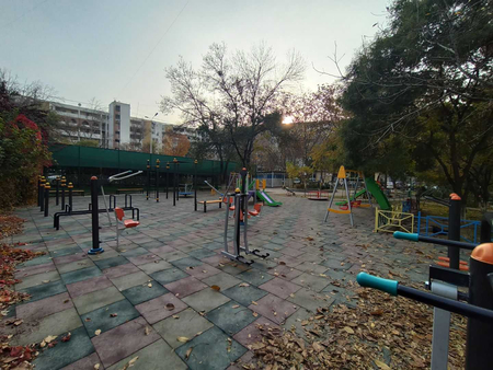 Двухкомнатная квартира на Бобура:  2-к.квартира, 4/8 Яккасарай (J3806)