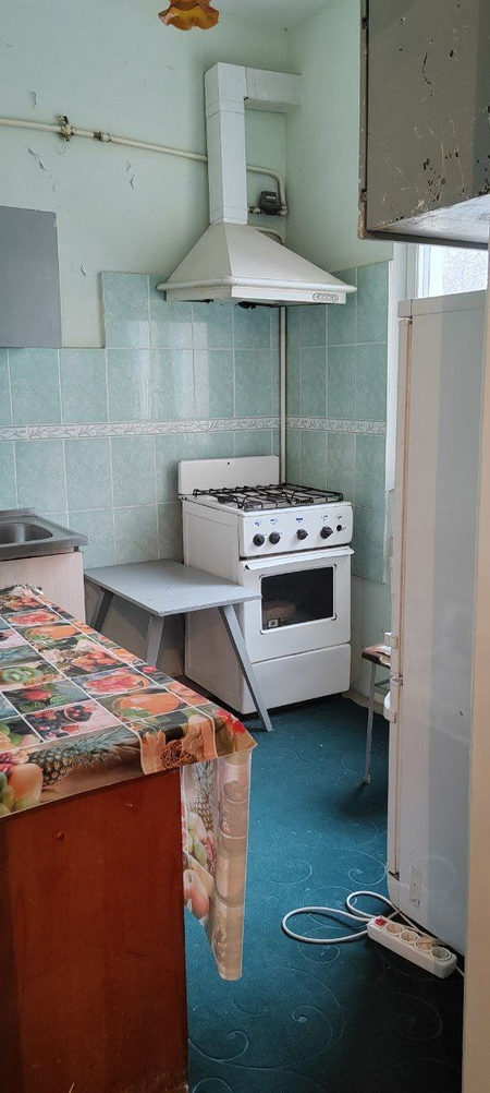 Аренда квартиры 

Чиланзар 10 квартал 
2/2/4. Балкон 1.5*3 метра

Техн