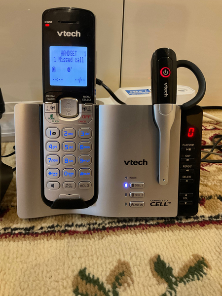 Радиотелефон Vtech c возможностью подключения к сотовой сети