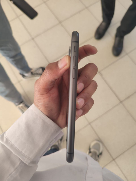 Iphone 11 ideal 64 gbli