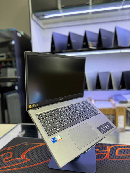 Acer Aspire 5/i7-1355U/8GB DDR5/512GB SSD/15.6