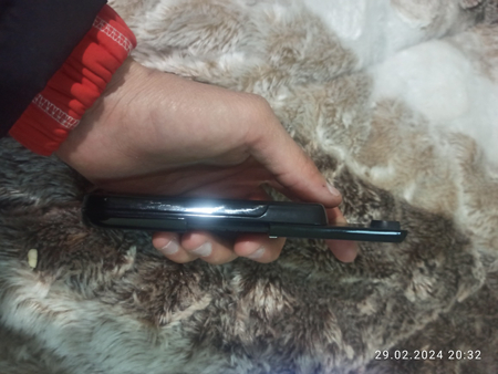 Telefon Novey 880
