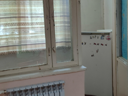 Янгийўл ш, эски массив 1хонали кв ижарага берилади