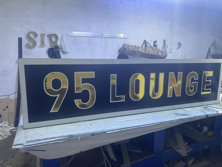 Reklama bukva baner orakal reklama xizmati