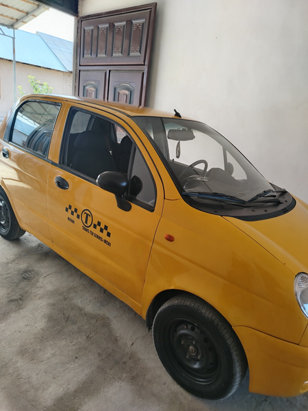 Matiz sariq rangli. Metan gaz qoyilgan.
