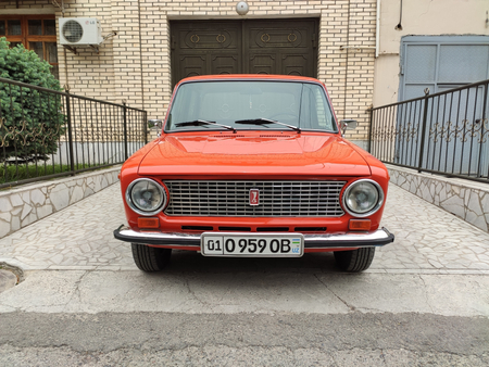 Vaz 21013 xolati ideal, 1985yil, 1 qo'l moshina.