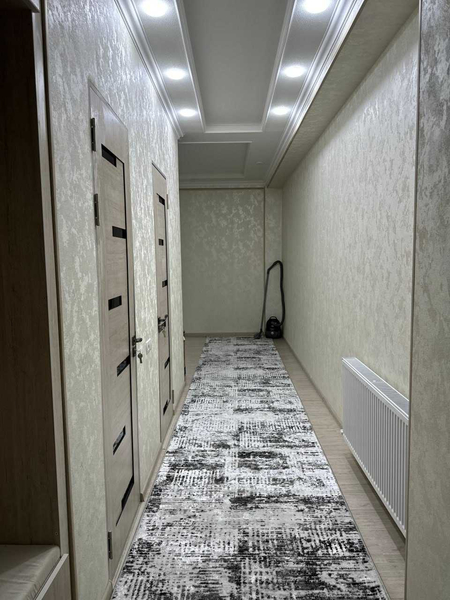 Сдается шикарная просторная кв-ра ЖК Сити Молл Яккасарай 2/2/10 500$