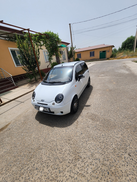 Matiz sotiladi navarotlari bor