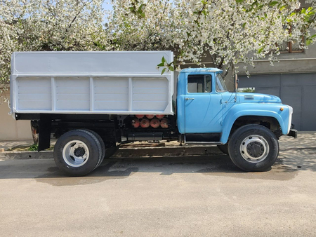 Zil samosval MMZ 554