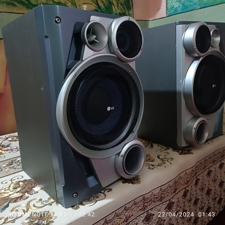 LG басавик калонкалари бомба