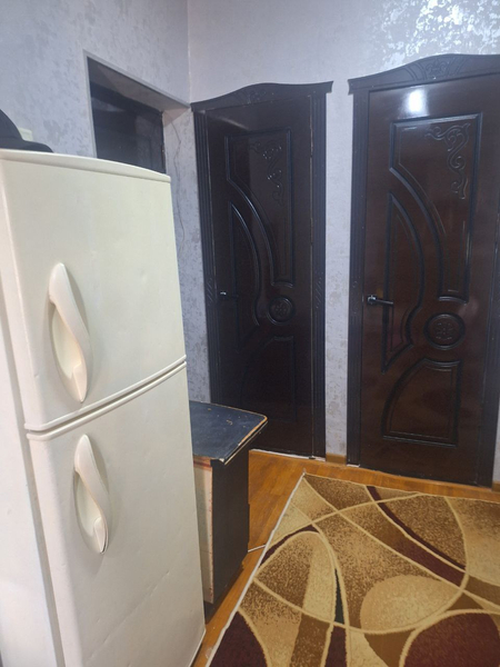 Qizlari ijaraga qoyamz institutni oldida