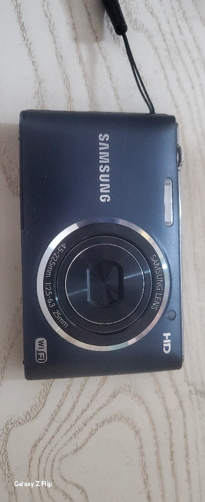 Prodayotsa cifrovoy Fotooparat Samsung