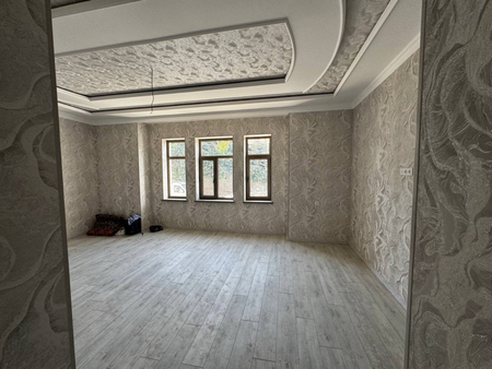 Ховли сотилвотти Ункургон махаллада. Кириб яшашга тайёр.