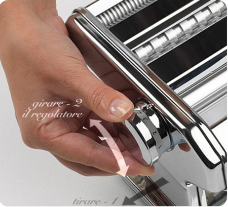 Ручная лапшерезка - тестораскатка Marcato Classic Ampia 180 mm
