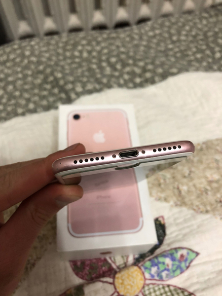 iPhone 7 128 gb rose gold