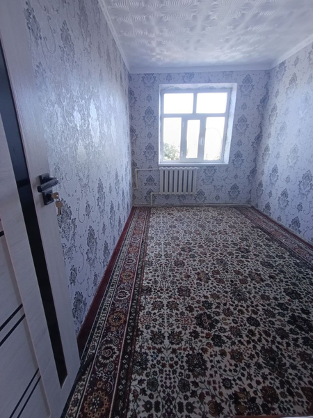 Пахтазордан квартира сотилади