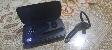Bluetooth наушник