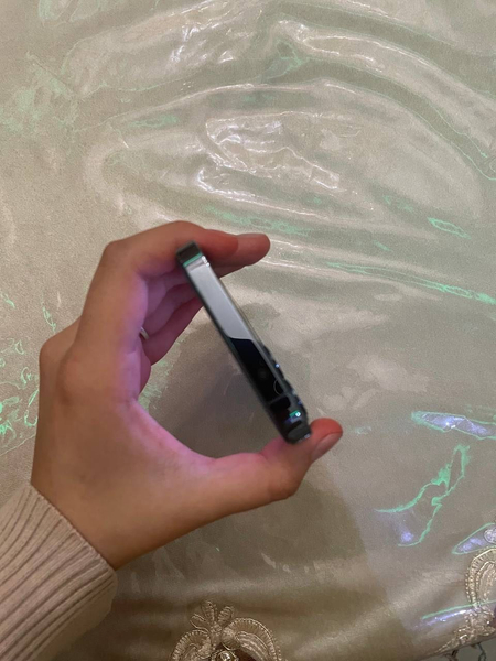 Iphone 12 pro kafolati bilan
