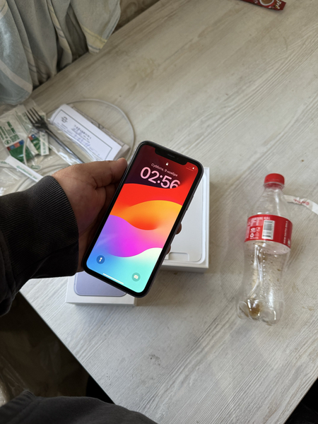 Srochno IPhone 11 max sotiladi