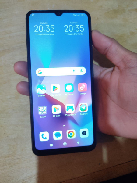 Redmi 12c, 4 ga 64 bir qoʻlda ishlatilgan