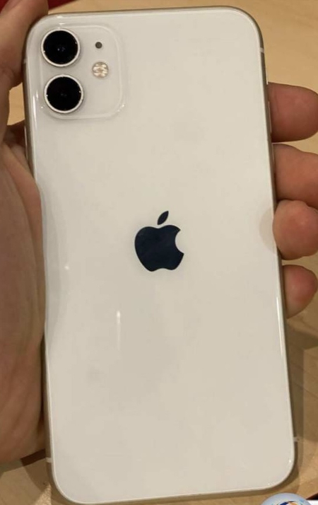 iPhone 11 sotiladi.