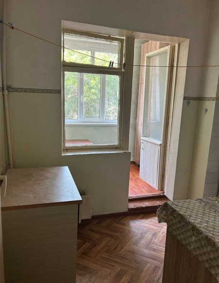 Юнусабад 10кв 2/3/5 балкон: 2*6