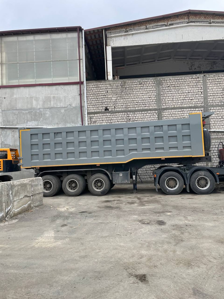 Самосвальный полуприцеп 40 куб