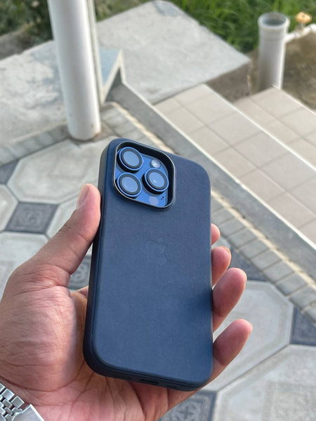 Iphone 15 pro sotiladi yoki obmen qilinadi