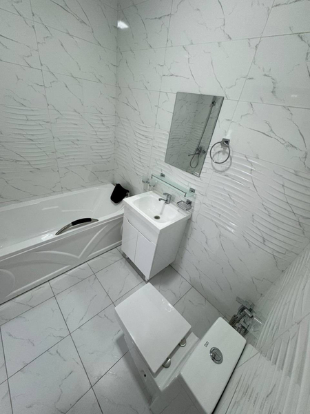 Срочно продается Евроучасток 2,5 соток , 4 комнаты , Ийик ота