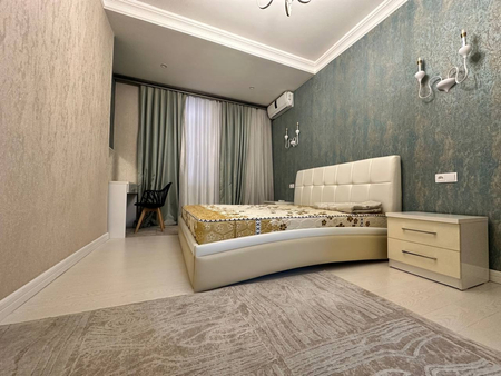 *Центр. Новостройка. 100 м²