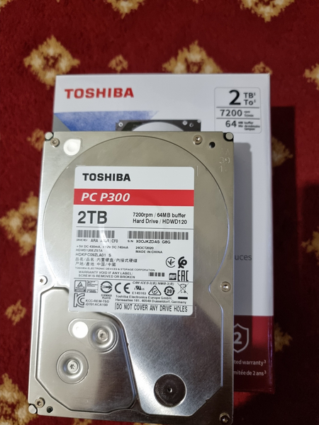Toshiba p300 2 Тб сатылады.